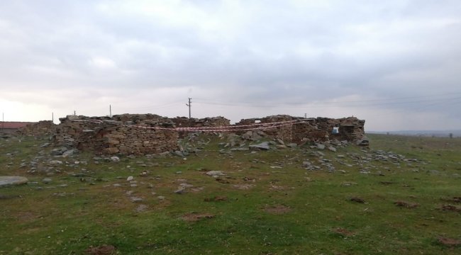 Uşak'ın Eşme ilçesinde eski tarihten kalma patlamamış havan mermisi bul ...