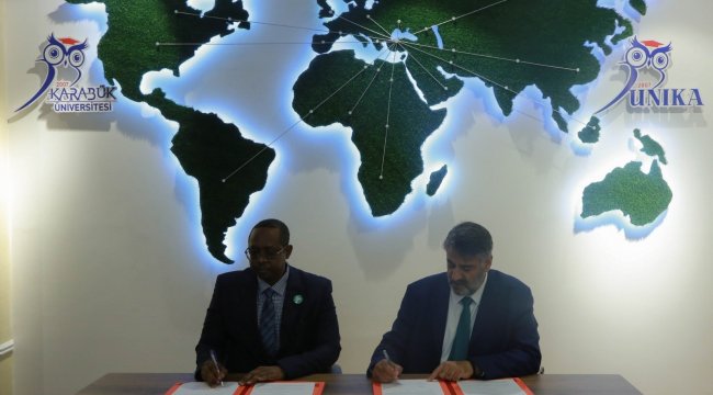 Somali Hormuud Üniversitesi Rektörü Prof. Dr. Adam Shidane Guled ve ...