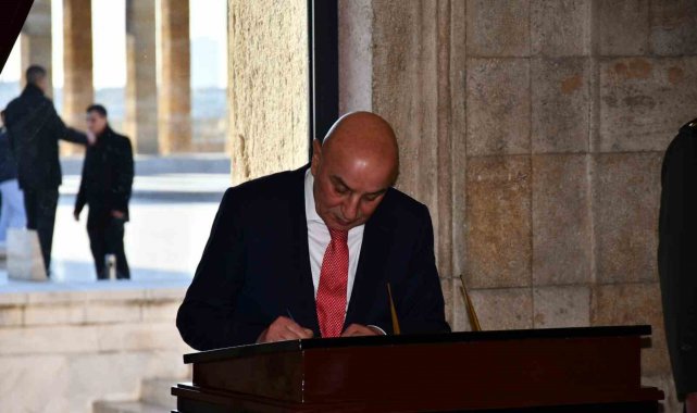 Keçiören Belediye Bakanı Turgut Altınok, Gazi Mustafa Kemal Atatürk'ün ...