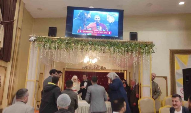 Ağrı'da Ersoy ve Emel Demir çifti, düğünlerini unutulmaz bir deneyime d ...