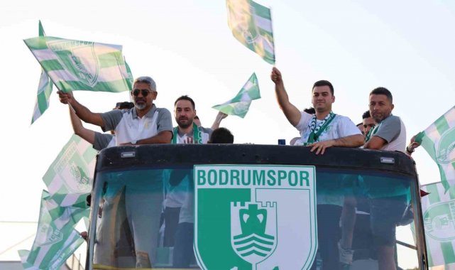 Bodrum Futbol Kulübü Süper Lig'e yükselmesinin ardından Bodrum'da c ...