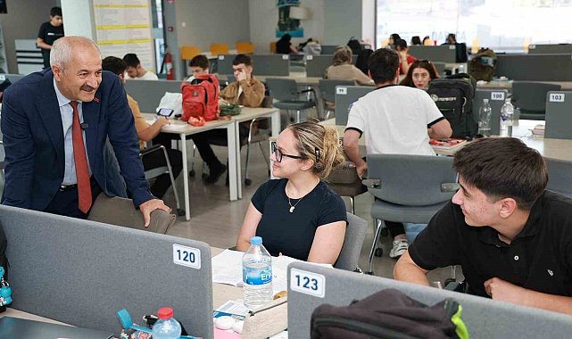 Başkan Büyükgöz'den üniversite adaylarına moral desteği - Kamu Haber ...