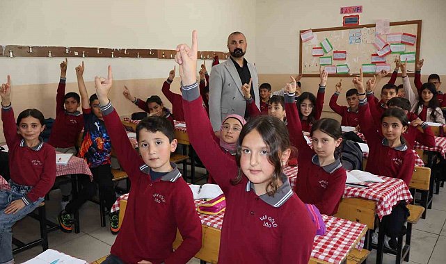 Vanlı öğrenciler matematik olimpiyatlarında dünya şampiyonu oldu ...